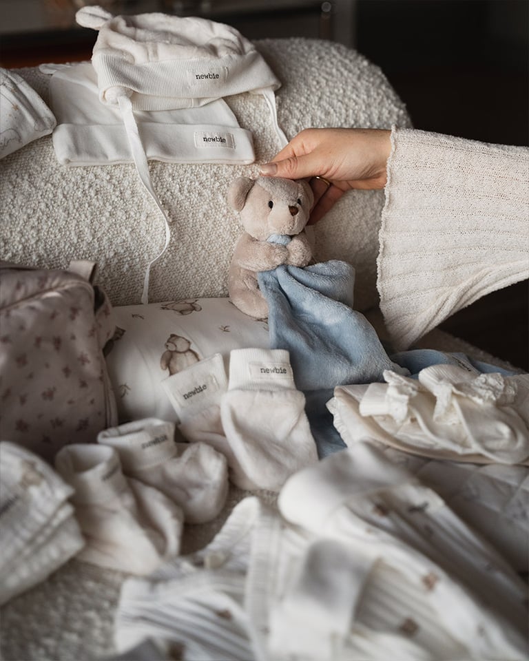 do newborns need sweaters